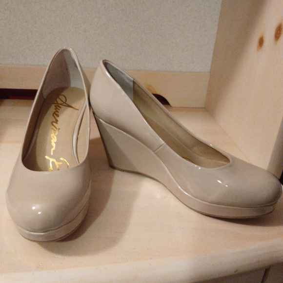 American Rag | Shoes | American Rag Kennanud Wedge | Poshmark
